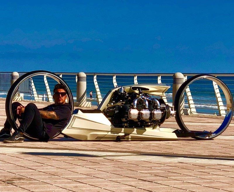 Tecnoneo: El diseño de TMC Dumont se inspira en las motos de Tron pero ...