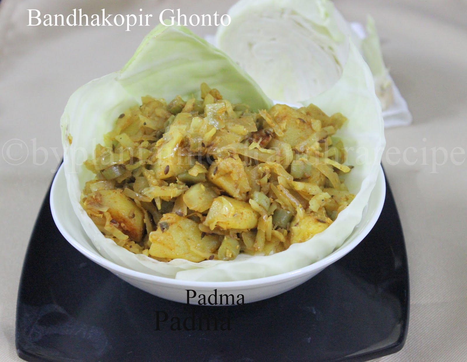 plantain leaf(Andhra Recipes): B for Bandhakopi'r Ghonto