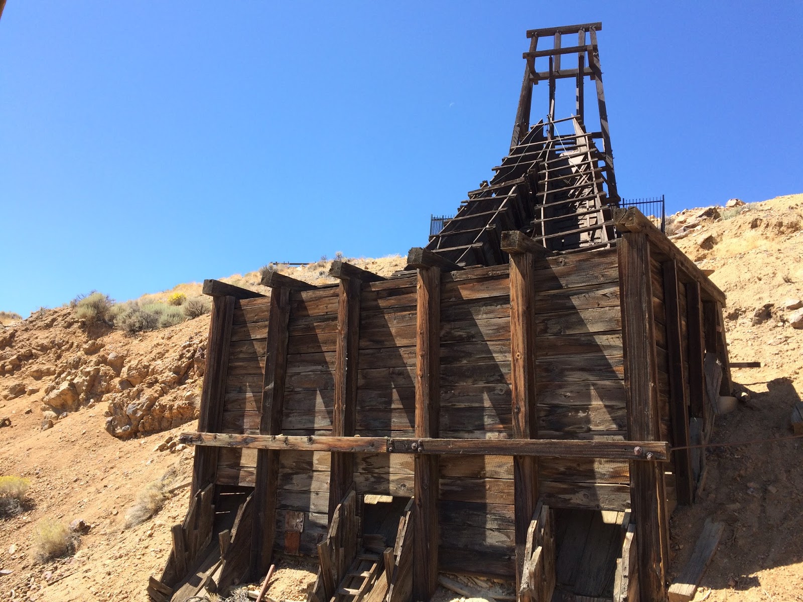 Geo Gold Emmons: A Glimpse at the Comstock Lode, Virginia City, NV