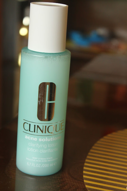 CLINIQUE Acne Solutions: Clarifying Lotion and Clearing Moisturizer