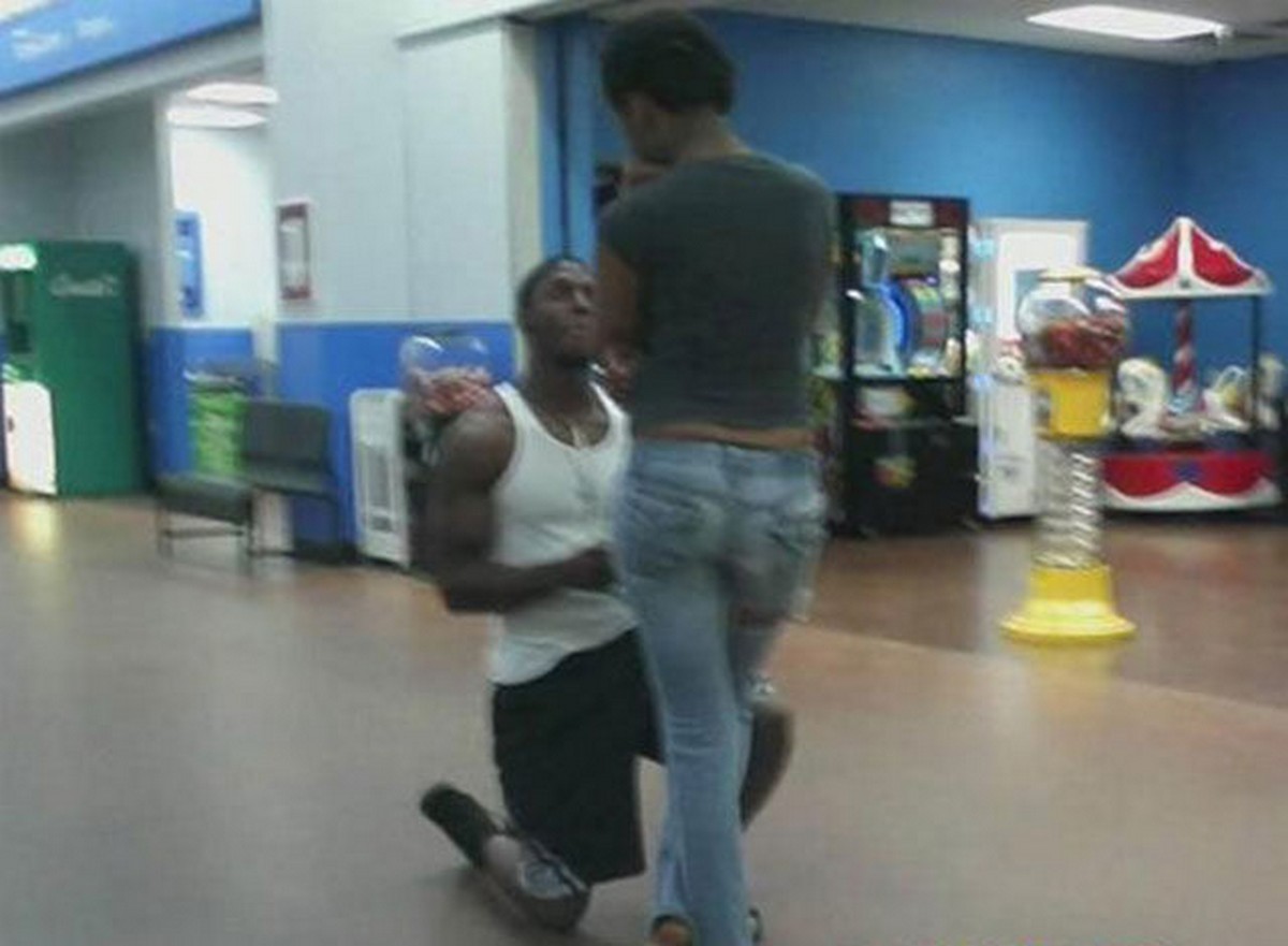 Chuck's Fun Page 2: Scene at Walmart - 20 images