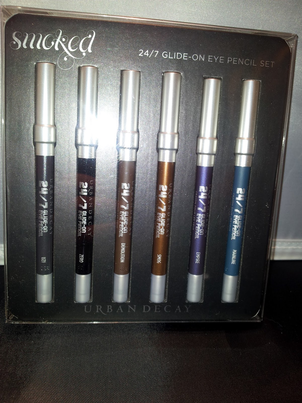 Makeup Matters: Urban Decay Smoked 24/7 Glide-On Eye Pencil Set