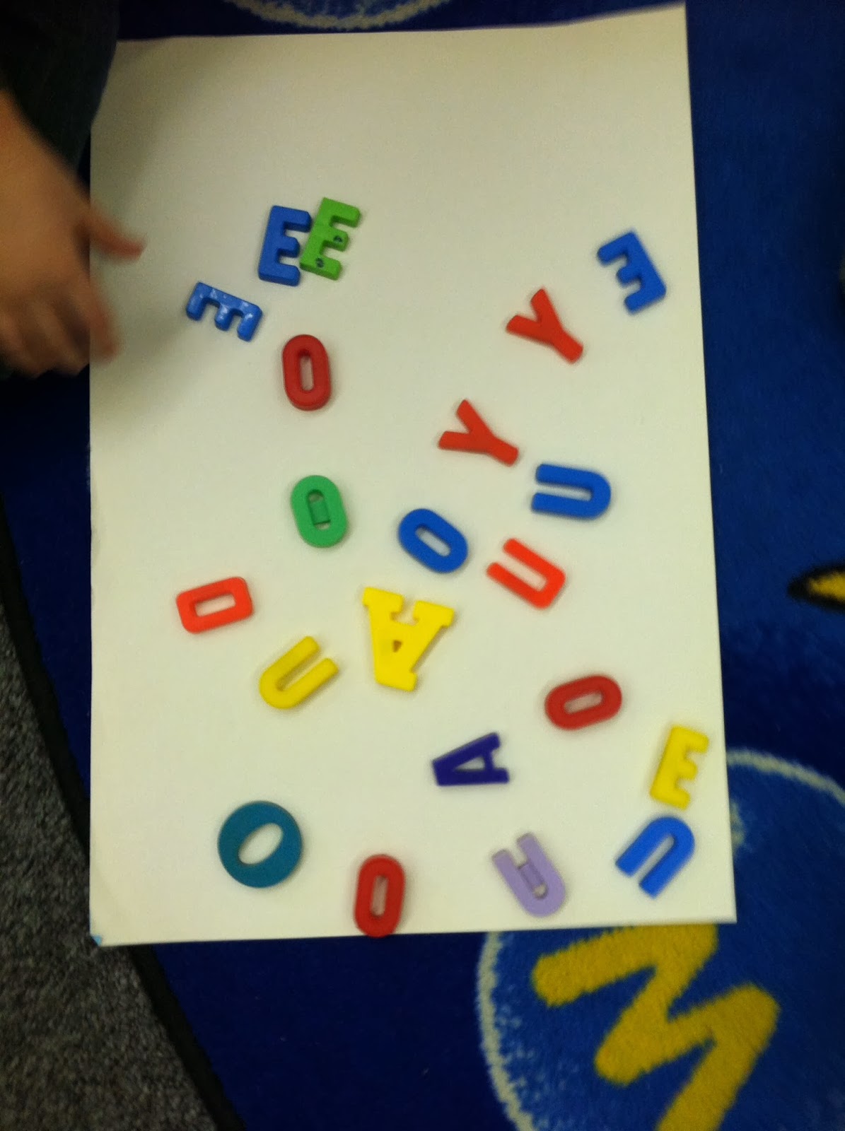 There's No Place Like Mrs.Gower's Room: Vowel/consonant sort and a freebie.