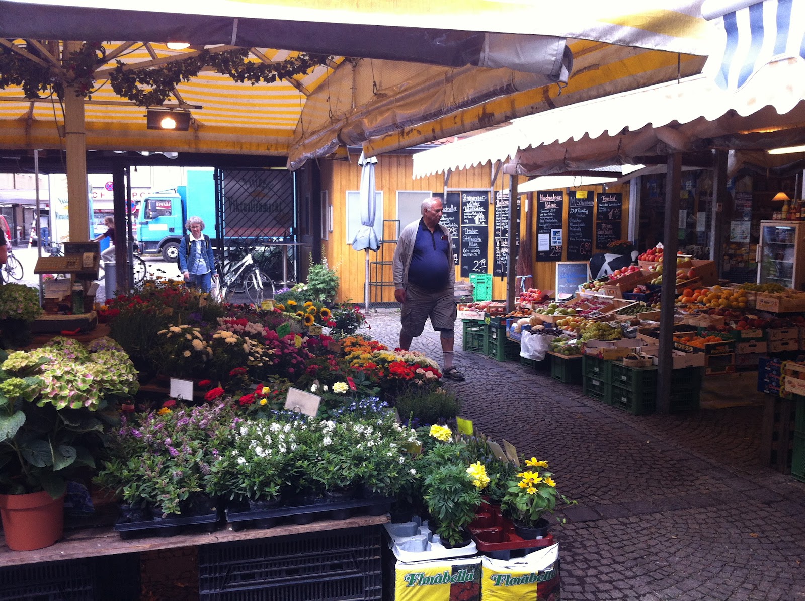 Rollerimpressionen: Pasinger Viktualienmarkt