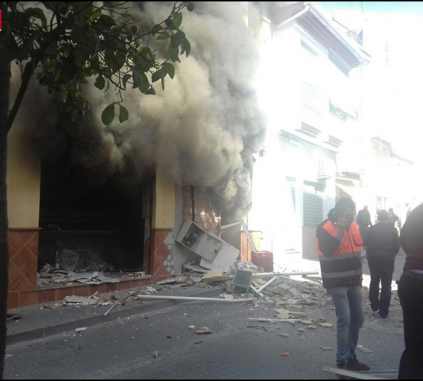 GREMAT: EXPLOSION EN UNA CARNICERIA DE DURCAL- GRANADA