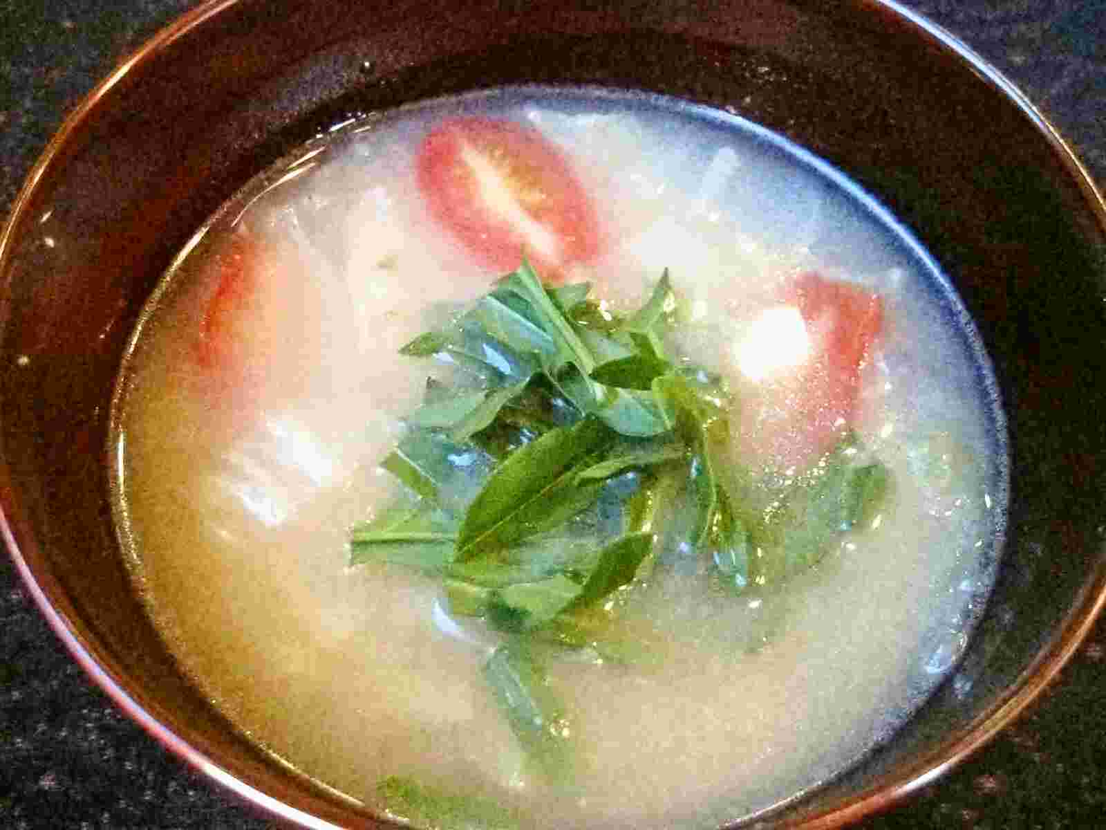 Recipes for Tom: Hoshi-kaibashira to hakusai no misoshiru / miso soup ...