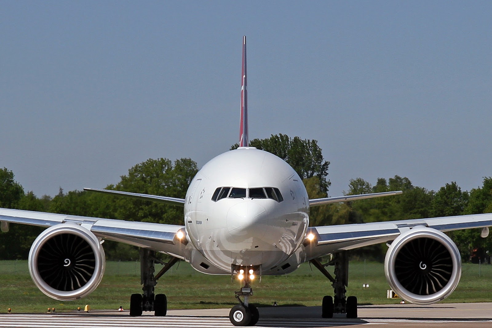 Why do planes dump fuel? - Aircraft Nerds