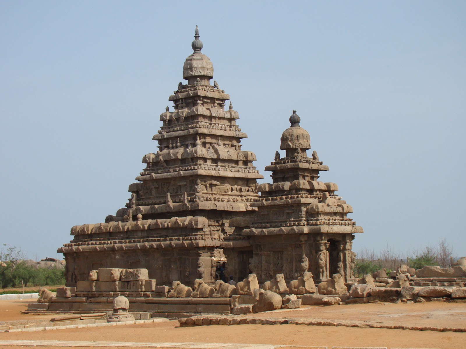 Ātmaprajñānanda Saraswati: Temple Architecture - Different Styles - III