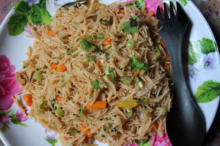 Vermicelli Upma Recipe / Semiya Upma Recipe / Seviya Upma Recipe ...