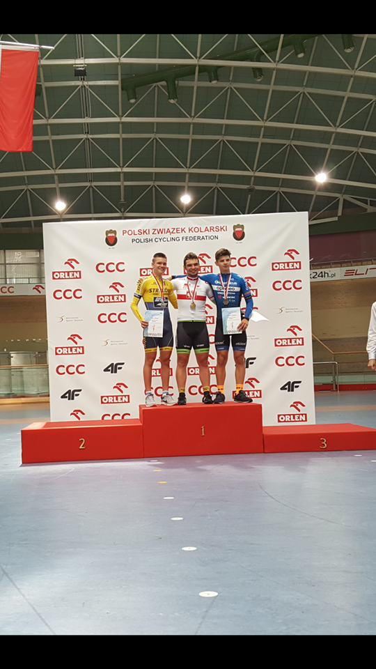 Robert Rzepka, Sandra Czamlet i Adam Woźniak po starcie na torowej ...