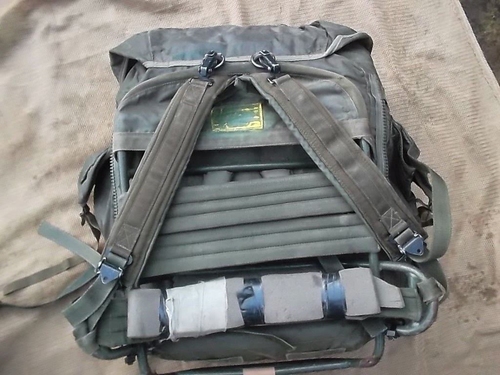 Webbingbabel: British Army Modified SAS/PARA Airborne Bergen ...