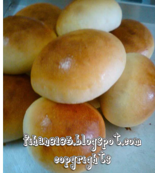 Just Beyond The Horizon: Bun Kari Ayam dan Kentang