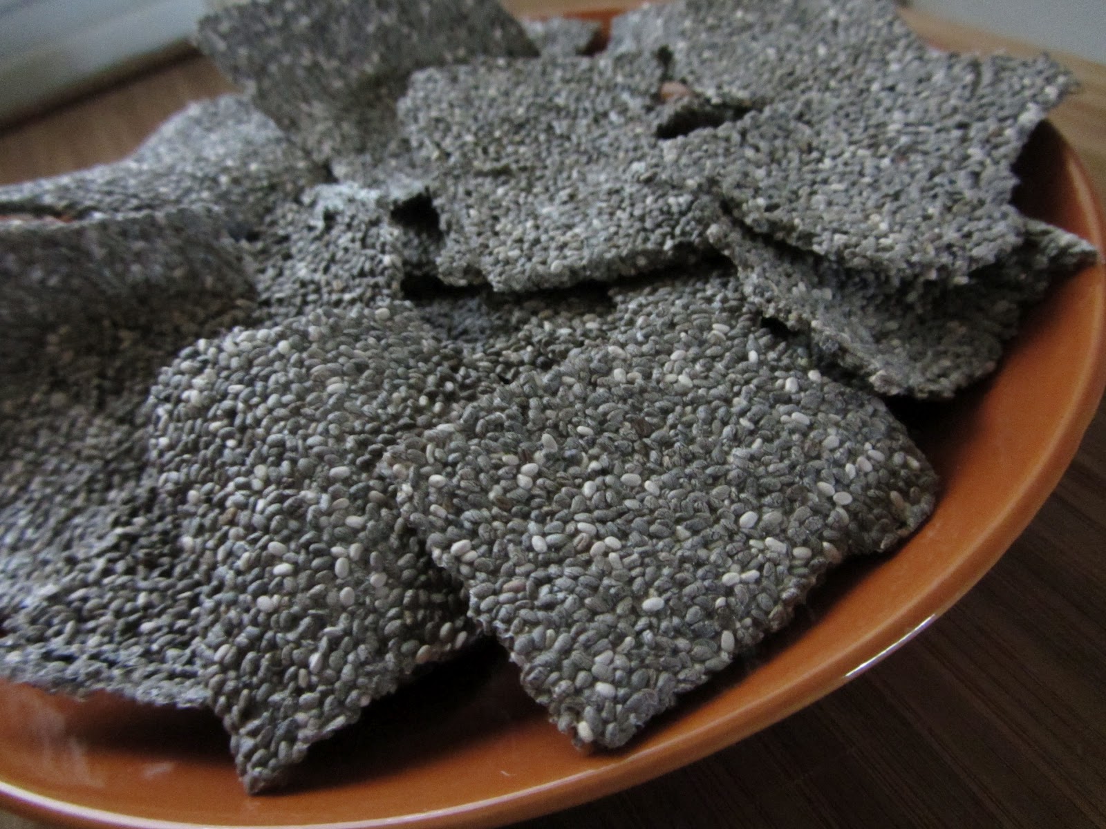 EZ Raw Vegan Living: How to Make . . . Chia Crackers