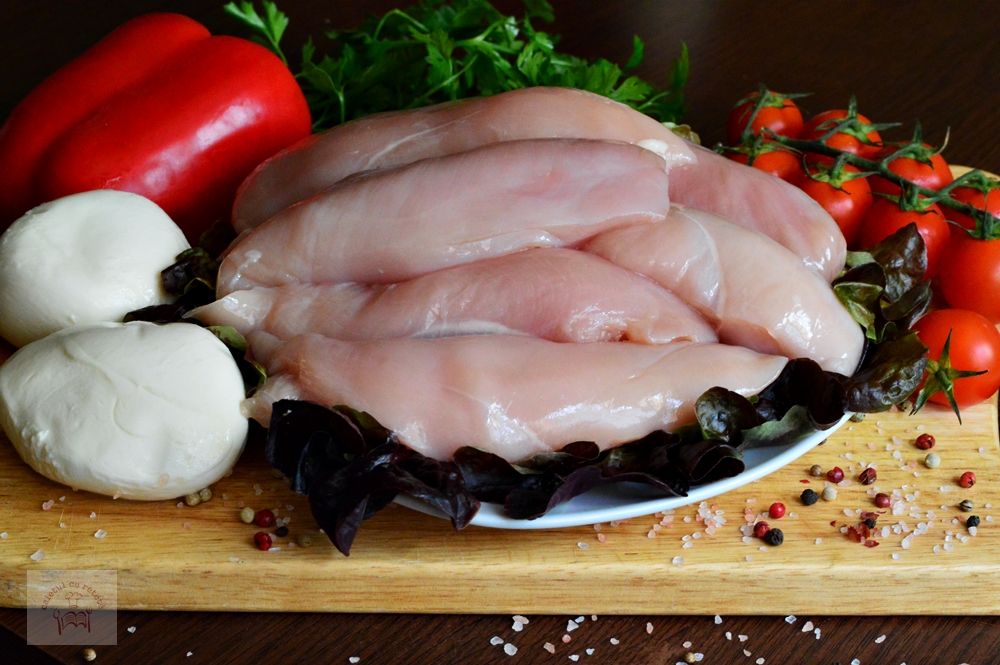 Piept de pui umplut cu mozzarella - CAIETUL CU RETETE