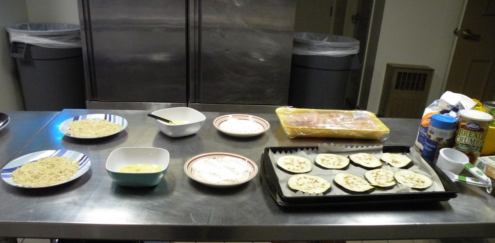 Smart Girls, Dumb Food.: Nugget and Bean Make a Big Italian Mess
