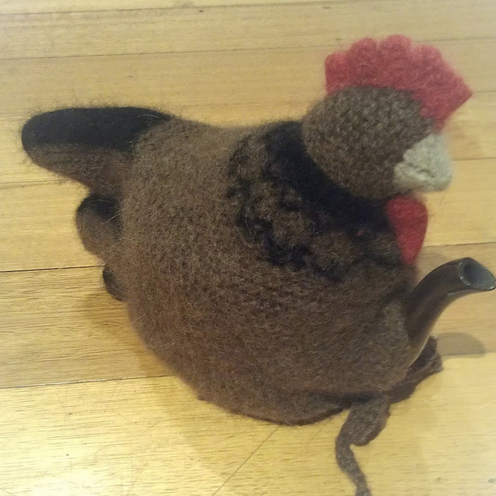 Craft a cure for cancer free tea cosy patterns: The Strathewen chook ...