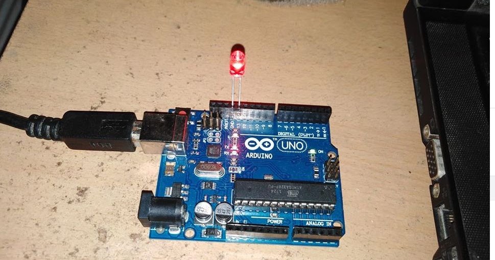 Free Programming Source Codes and Computer Programming Tutorials: LED ...