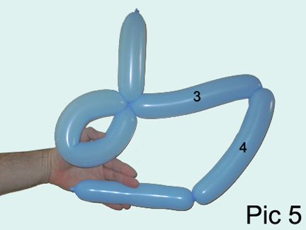Balloon animals twisting instructions: Balloon bow tie