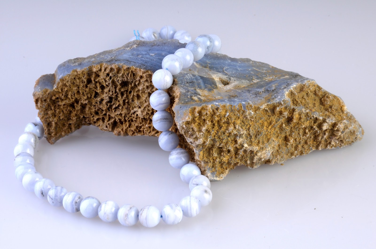 Kalsedon Taşı - Kalsedonun Vücuda Yararları Nelerdir ? | Doğaltaşlar ve ...