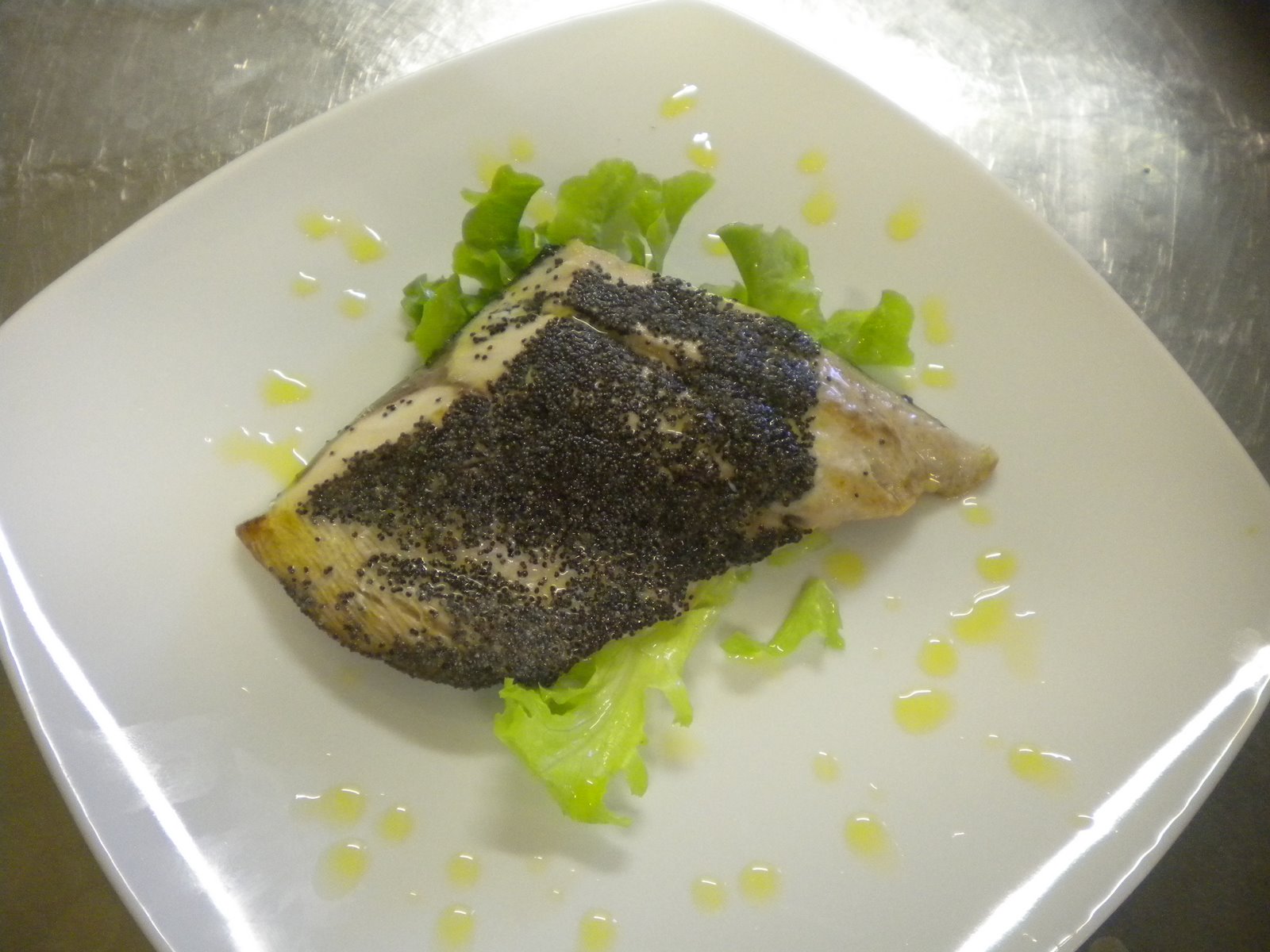 arte cucina': FILETTO DI RICCIOLA CON SEMI DI PAPAVERO SU LETTO DI ...