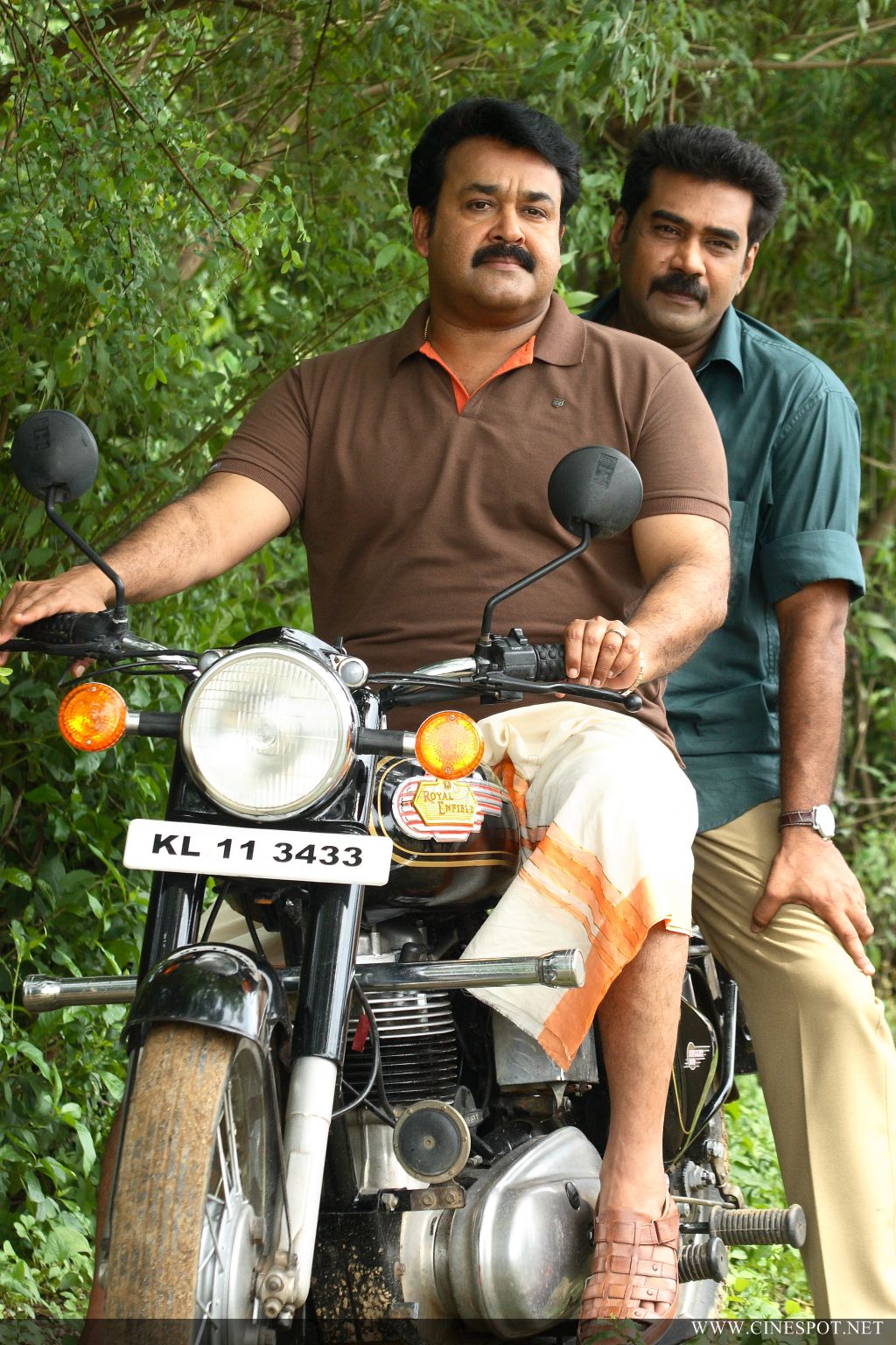 Mohanlal Prince of Kerala | the Complete Actor: Mohanlal-Sathyan ...