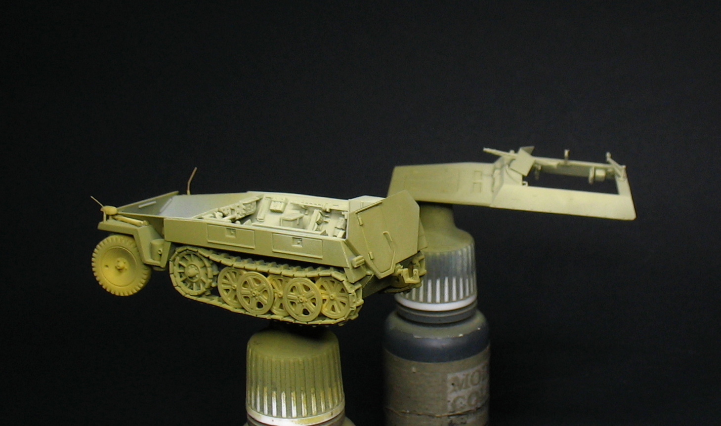 Model72 Miniatures: Sd.Kfz 250/1 (neu) MK72 1/72