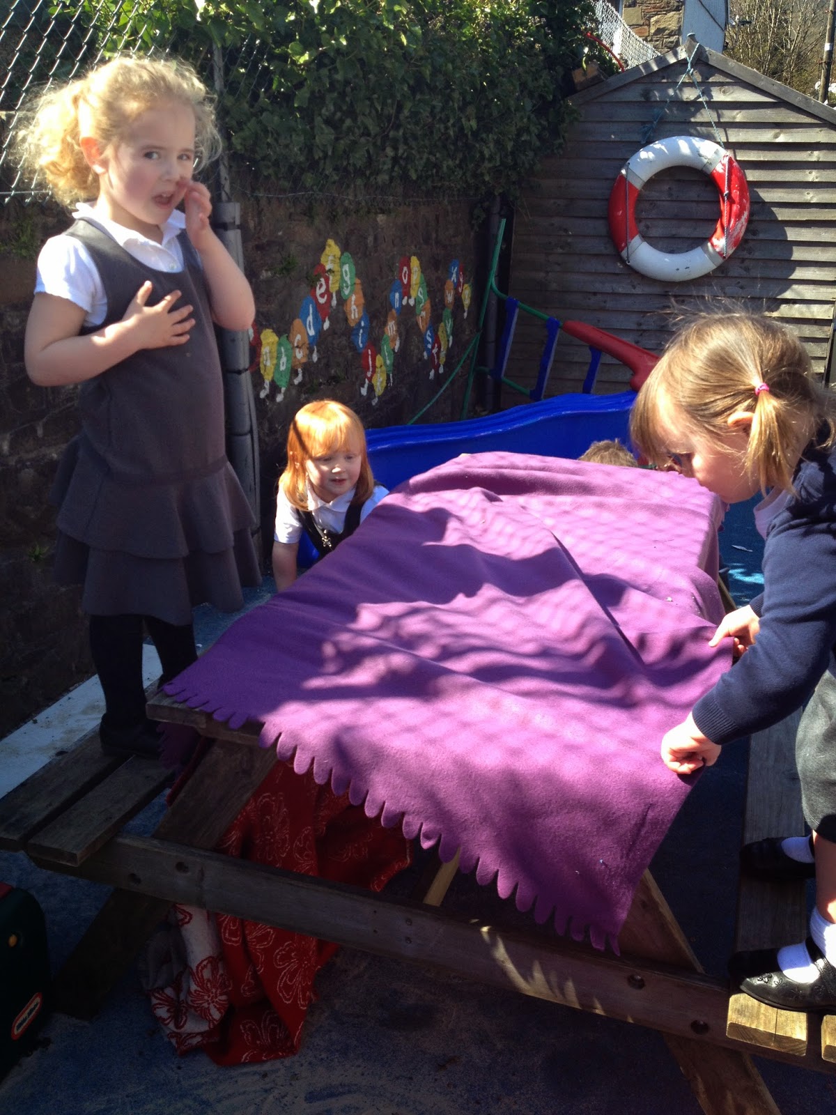 ACORN CLASS - NURSERY: Making dens and having so much fun