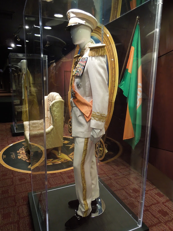 Hollywood Movie Costumes and Props: Original costumes from The Dictator ...