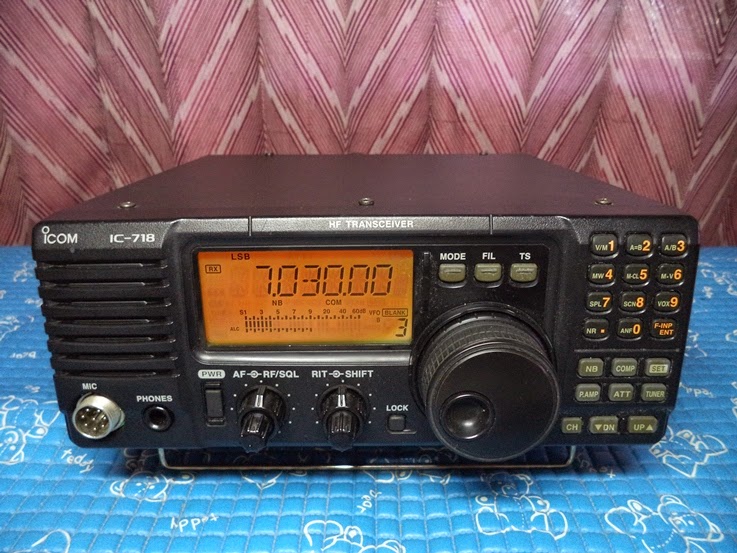 MEDAN RADIO: Icom IC-718