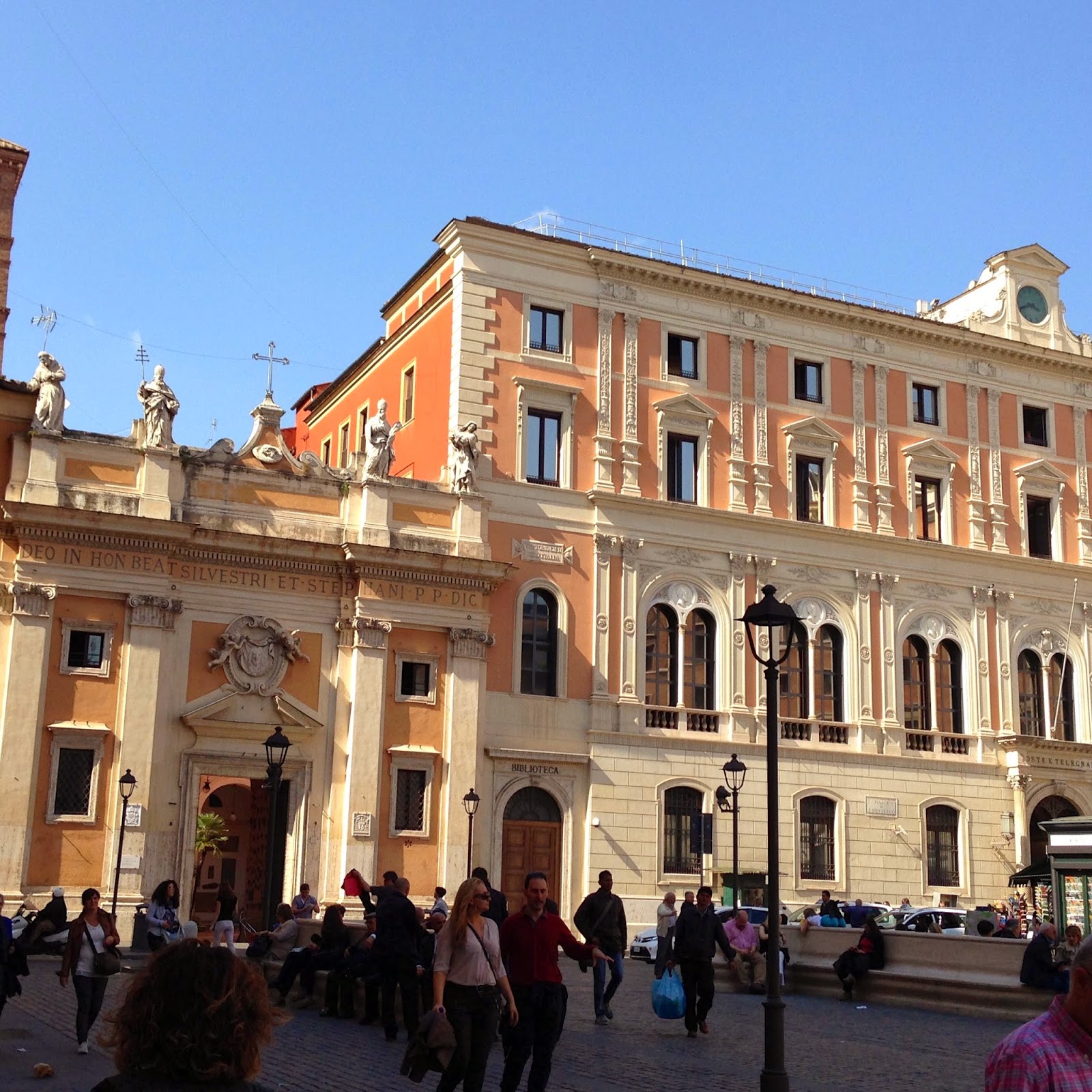 Born to Blog by Beth Kaplan: beautiful downtown Rome