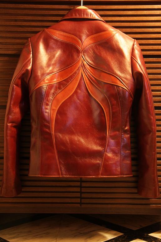 ELECTRIC LEATHER STUDIO: ELECTRIC LEATHER STUDIO