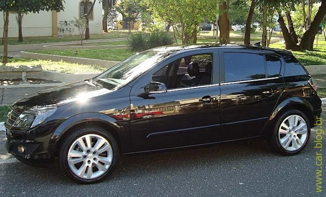 Avaliação Vectra GT-X 2010 usado: preço, fotos, consumo e ficha técnica