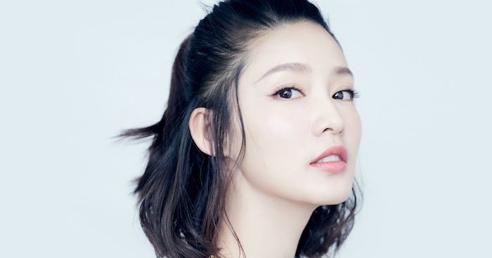 China Entertainment News: Li Qin poses for photo shoot