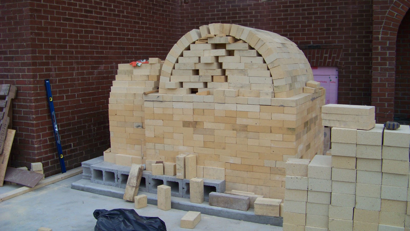 CMU 442 Kiln Construction Jake Allee: Cross Draft Soda Kilns