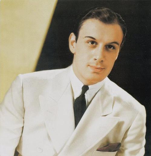 Kiss My Review: Supernatural - 1933