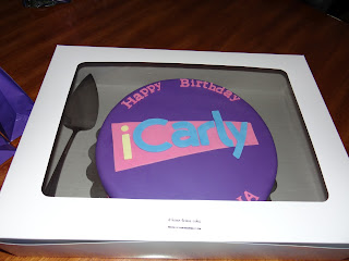 Heaven-licious-cakes: iCarly cake!