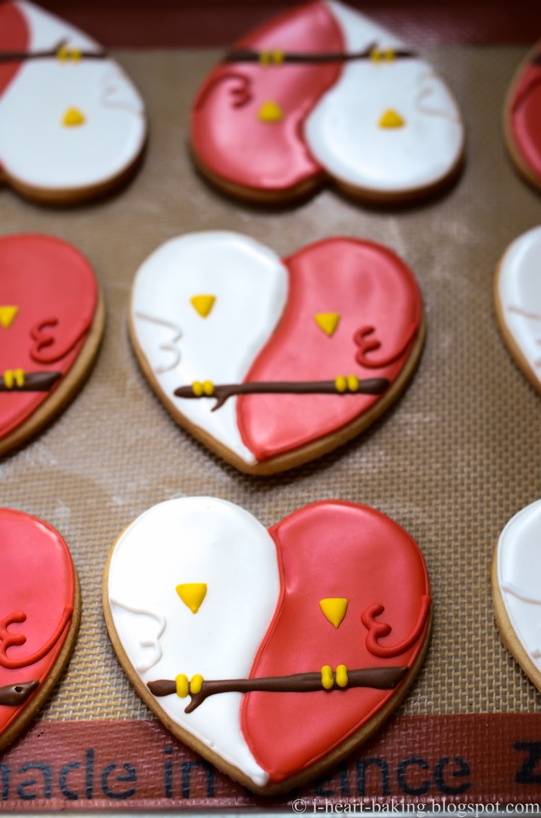 i heart baking!: red and white lovebird cookies