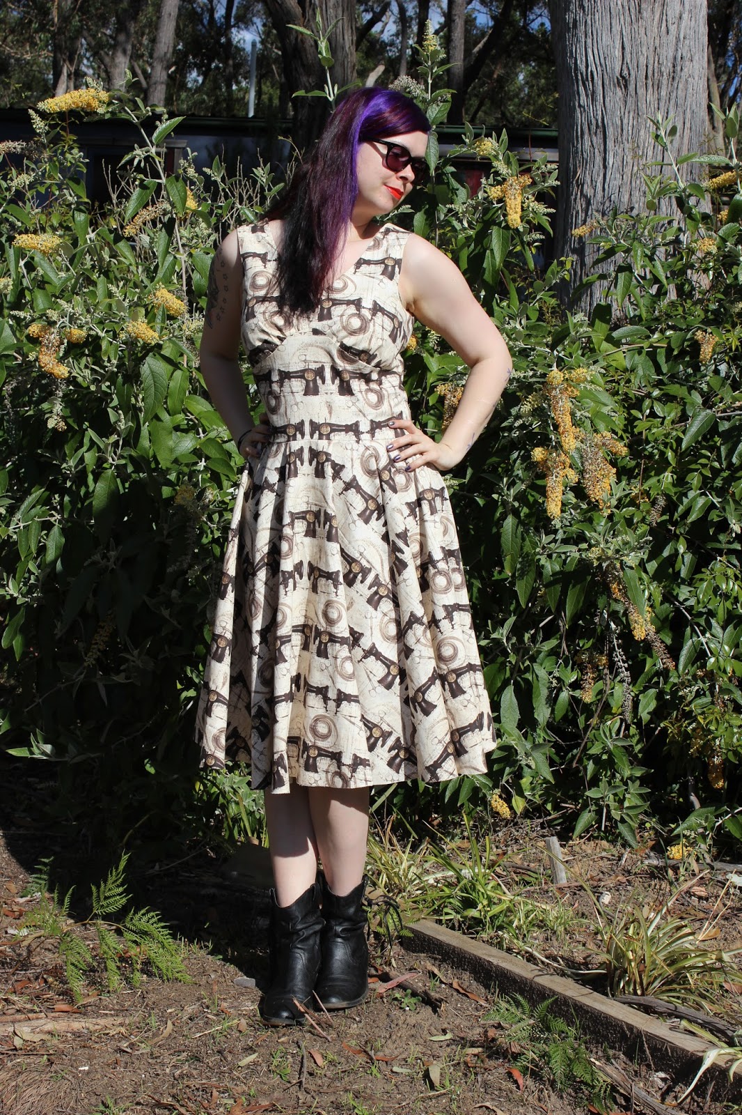 Miss Claire's Sewing Blog: The Sewing Machine dress