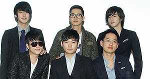 KPop Universe Space: Click-B (클릭비)