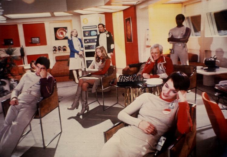 Space 1999. - trekkiesfanfiction