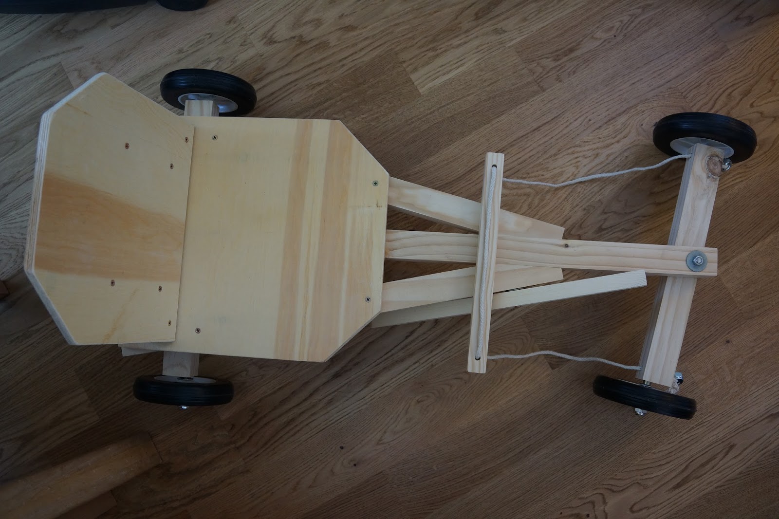 Skole bra, men hjemme best!: Vår første olabil