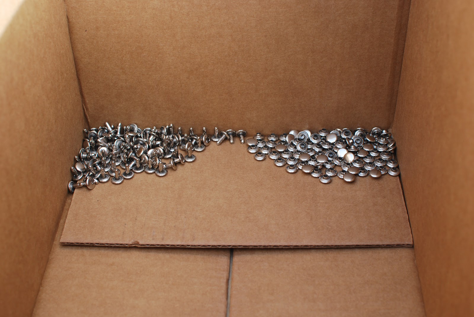 Simply Pinspirational: DIY Spray Painting for Rivets (or any small objects)