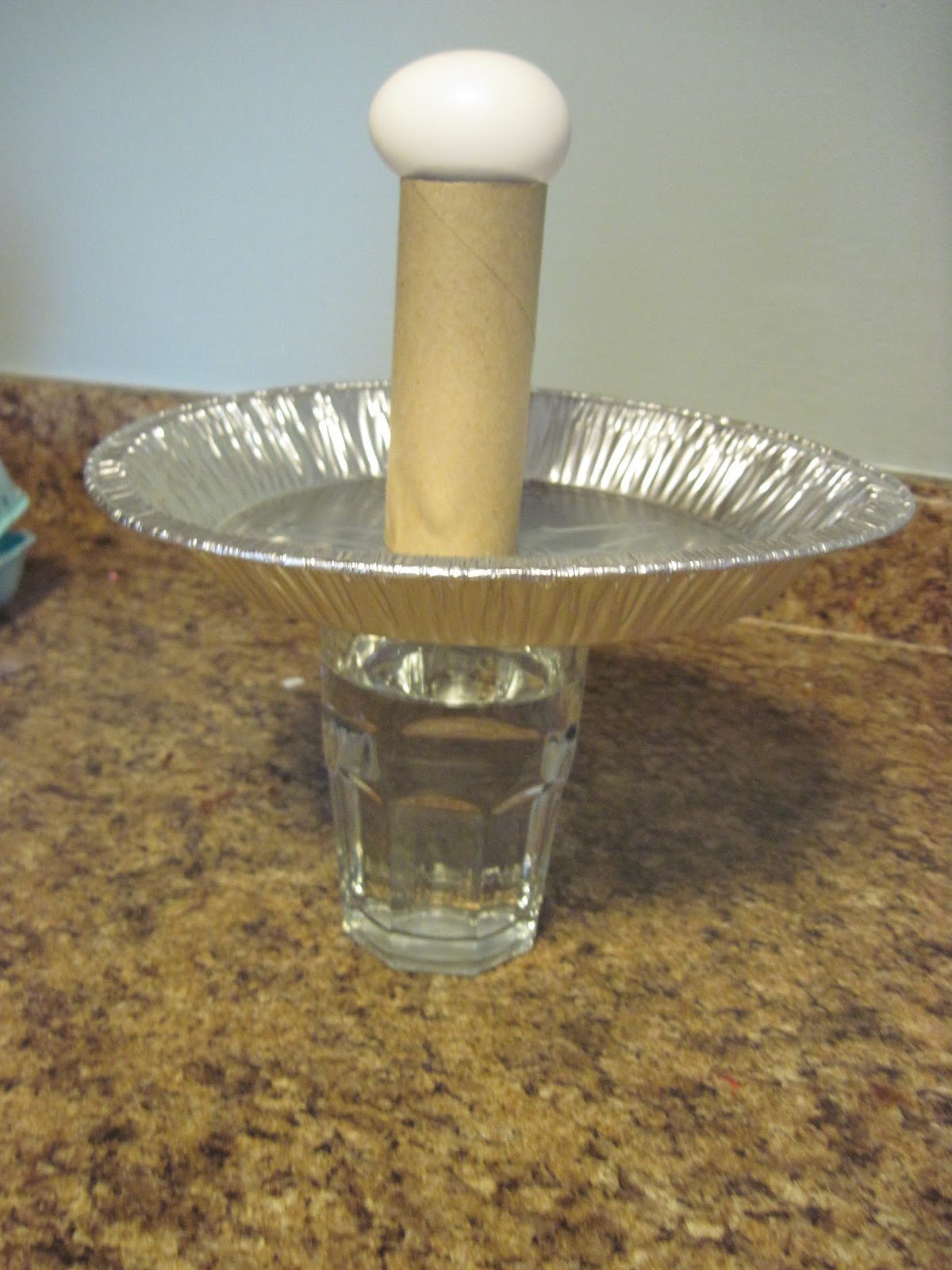 Two Crazy Little People and Their Crazy Mom: Cool Science Experiment!!