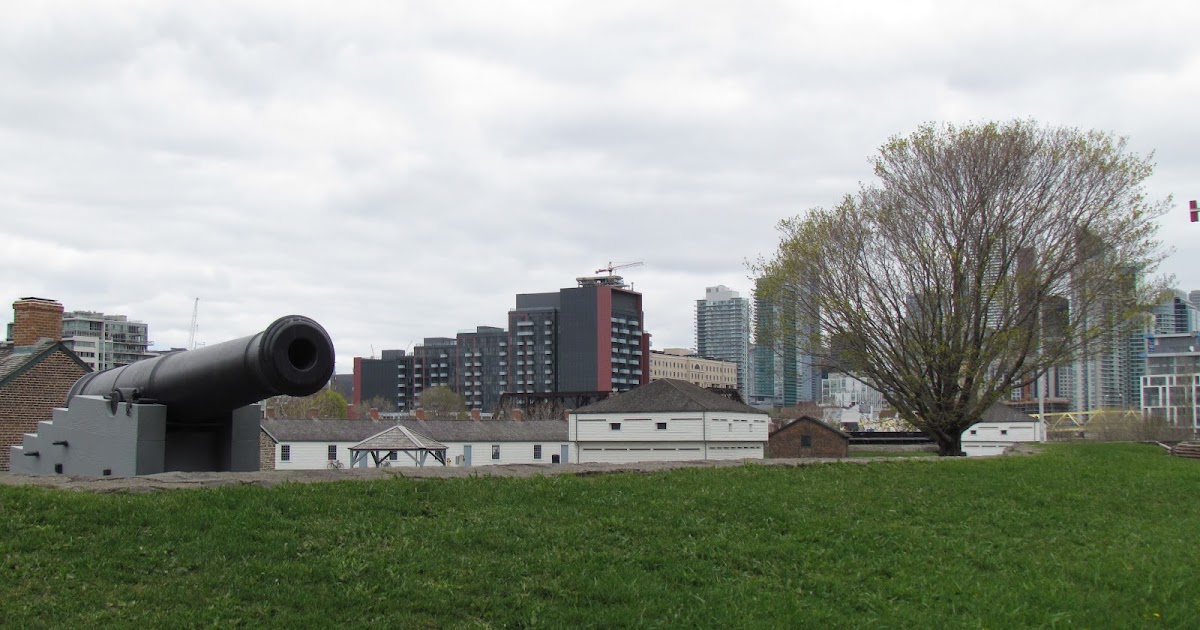 The World of Gord: Photographing Fort York for Our Final Photo Assignment