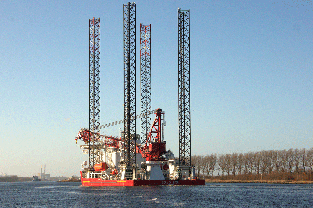 Schepenfotografie: Seajacks Hydra