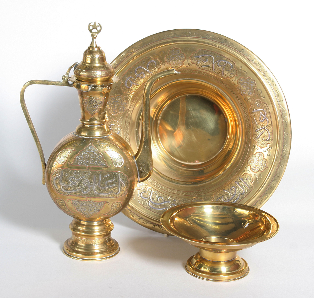 Great Egypt: Polished brassware