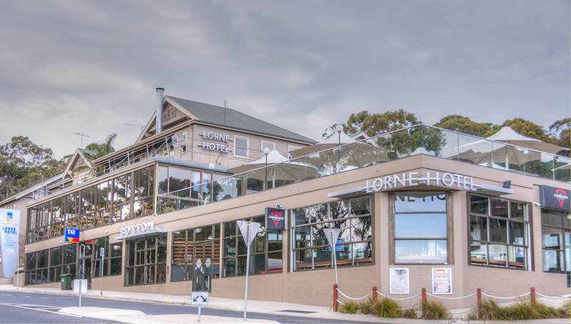 The Great Aussie Pub Crawl: Lorne Hotel, Lorne, Victoria