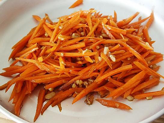 Little Corner of Mine: Easy Stir-Fried Carrots