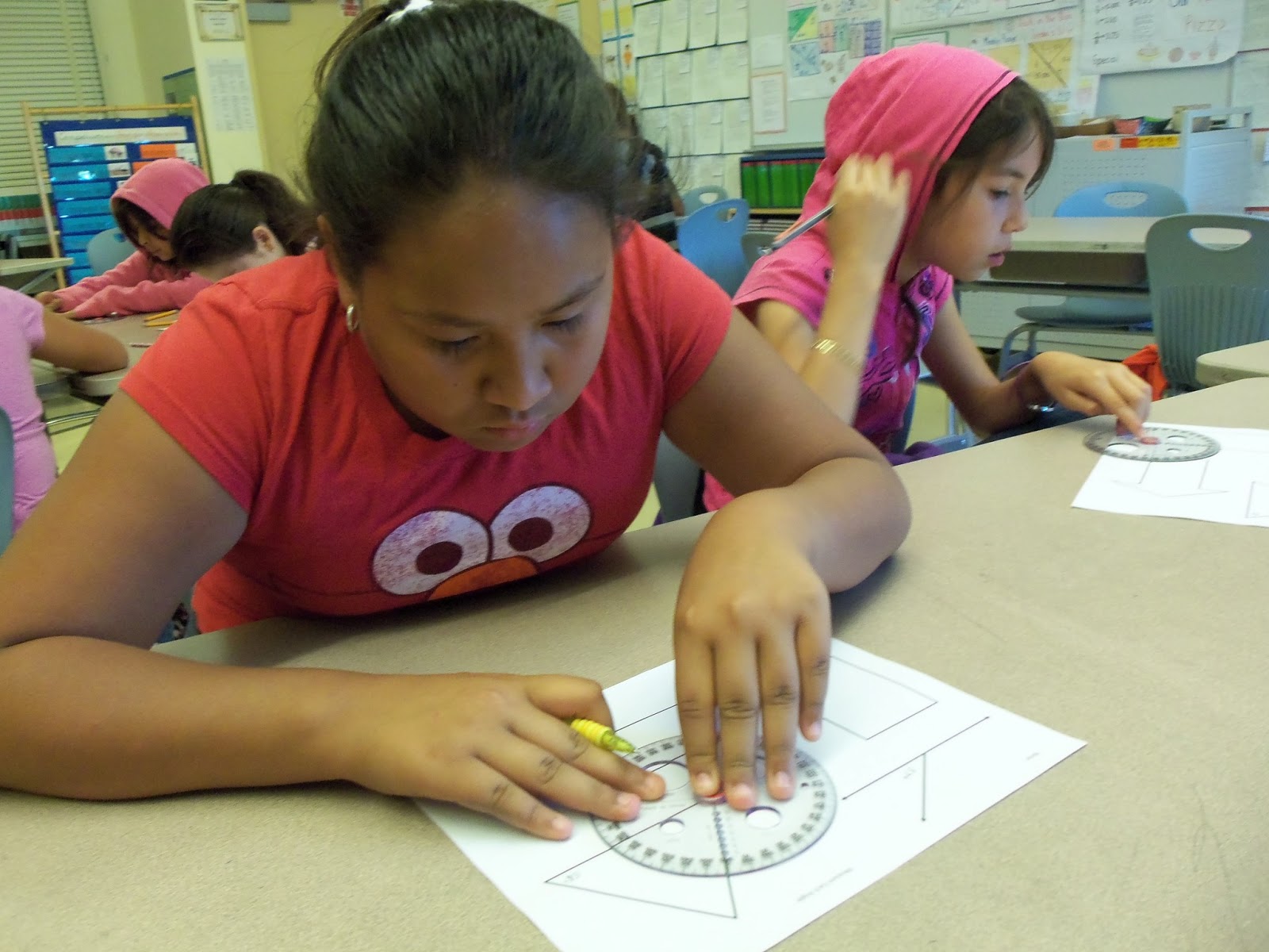 Mom and Me Math Activities: 4.MD.C.6 Measure Angles Using a Protractor