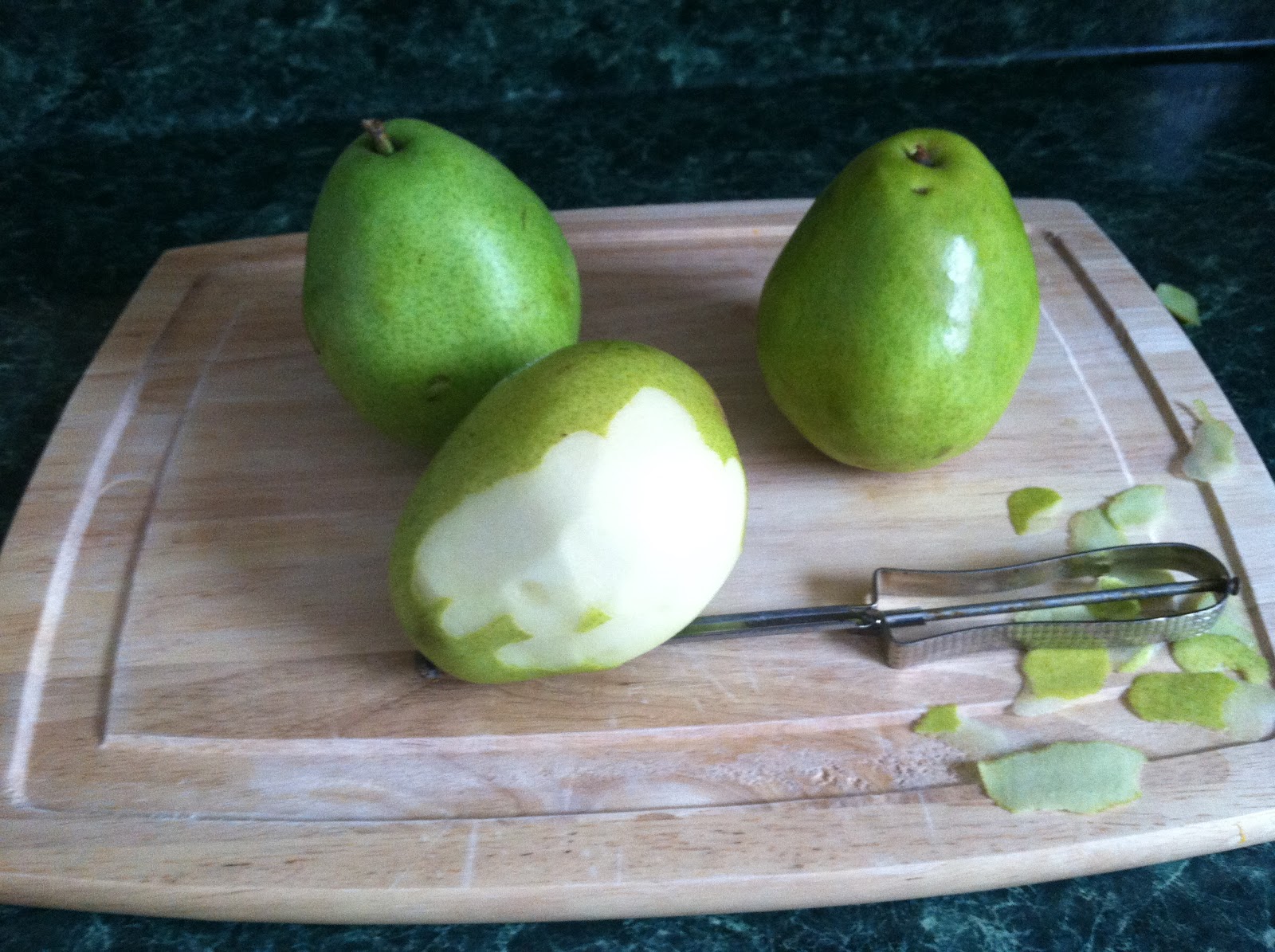 A Glimpse At The Day to Day of D&K: num nums: making homemade baby food